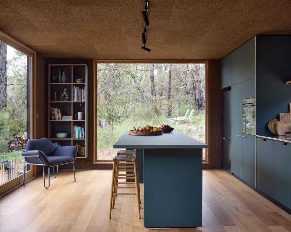 Aireys Inlet is a container home embedded in the landscape | V-ZUG Thailand